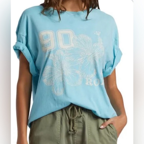 Roxy | Tops | Nwt Roxy Blue Collegiate Hibiscus Tee | Poshmark